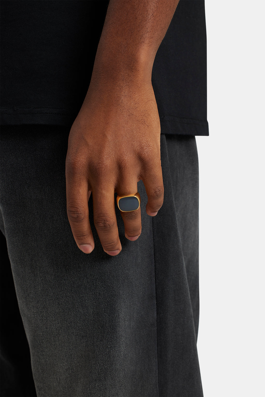 17mm 925 Black Stone Signet Ring | Mens Rings | Shop Signet Rings at ...
