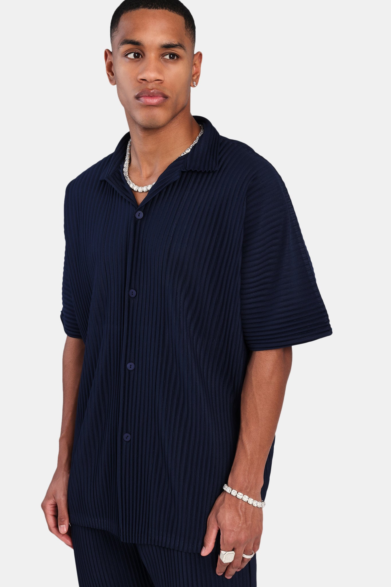 Short Sleeve Pleated Shirt - Navy | Mens Shirts | Shop Plain Shirts at ...