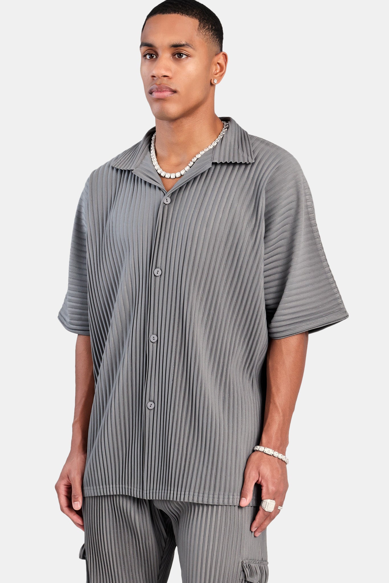 Short Sleeve Pleated Shirt - Dark Grey | Mens Shirts | Shop Plain ...